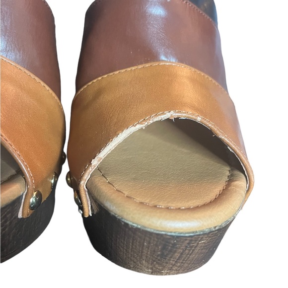 Olivia Miller | Shoes | Olivia Miller Tri Color Clog Heels Size 9 ...